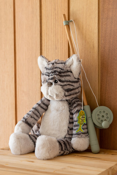 Chloe the Cat - Nana Huchy